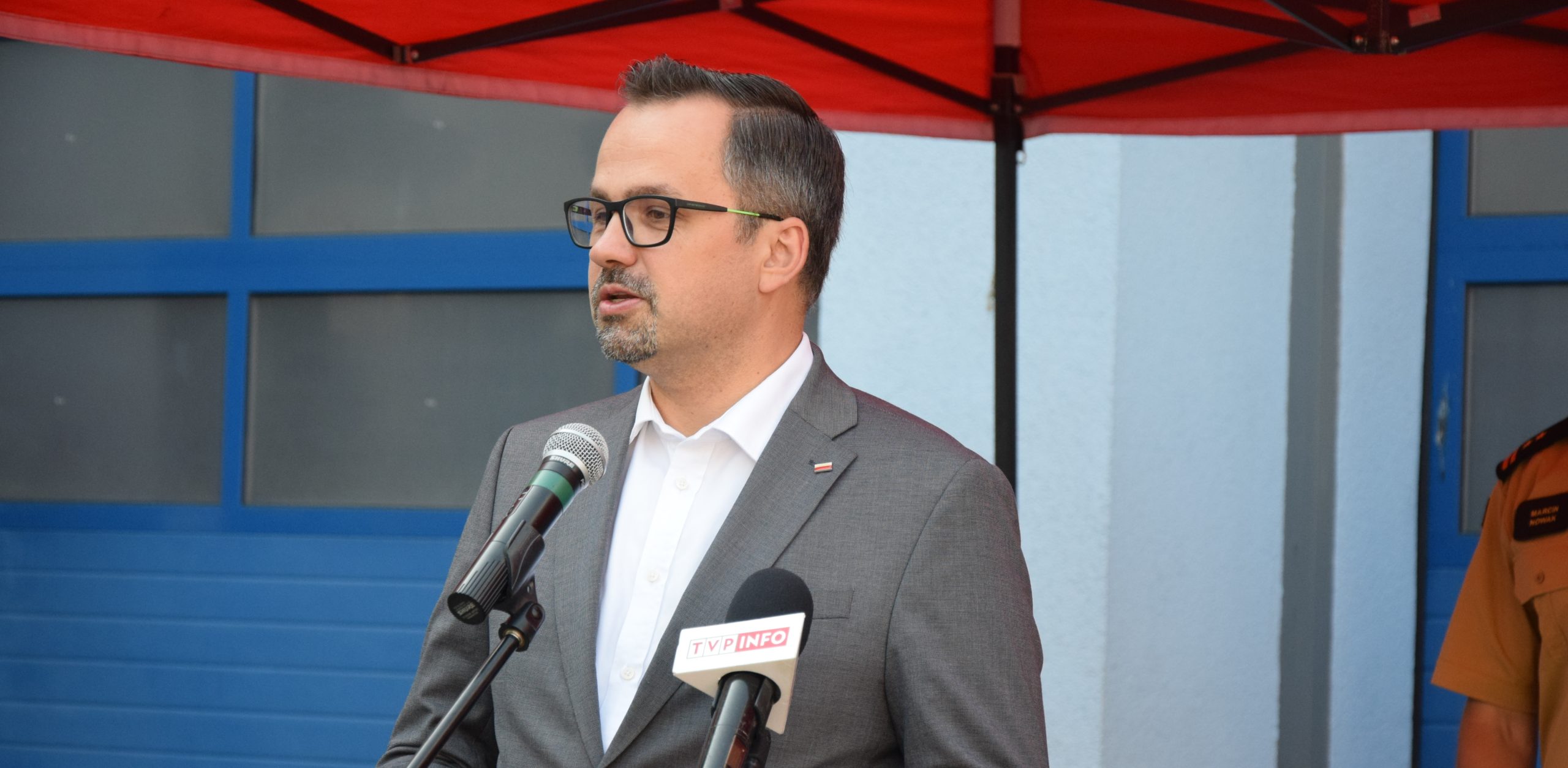 Horała krytykuje rząd za aresztowanie żołnierzy: to szkodzi ...