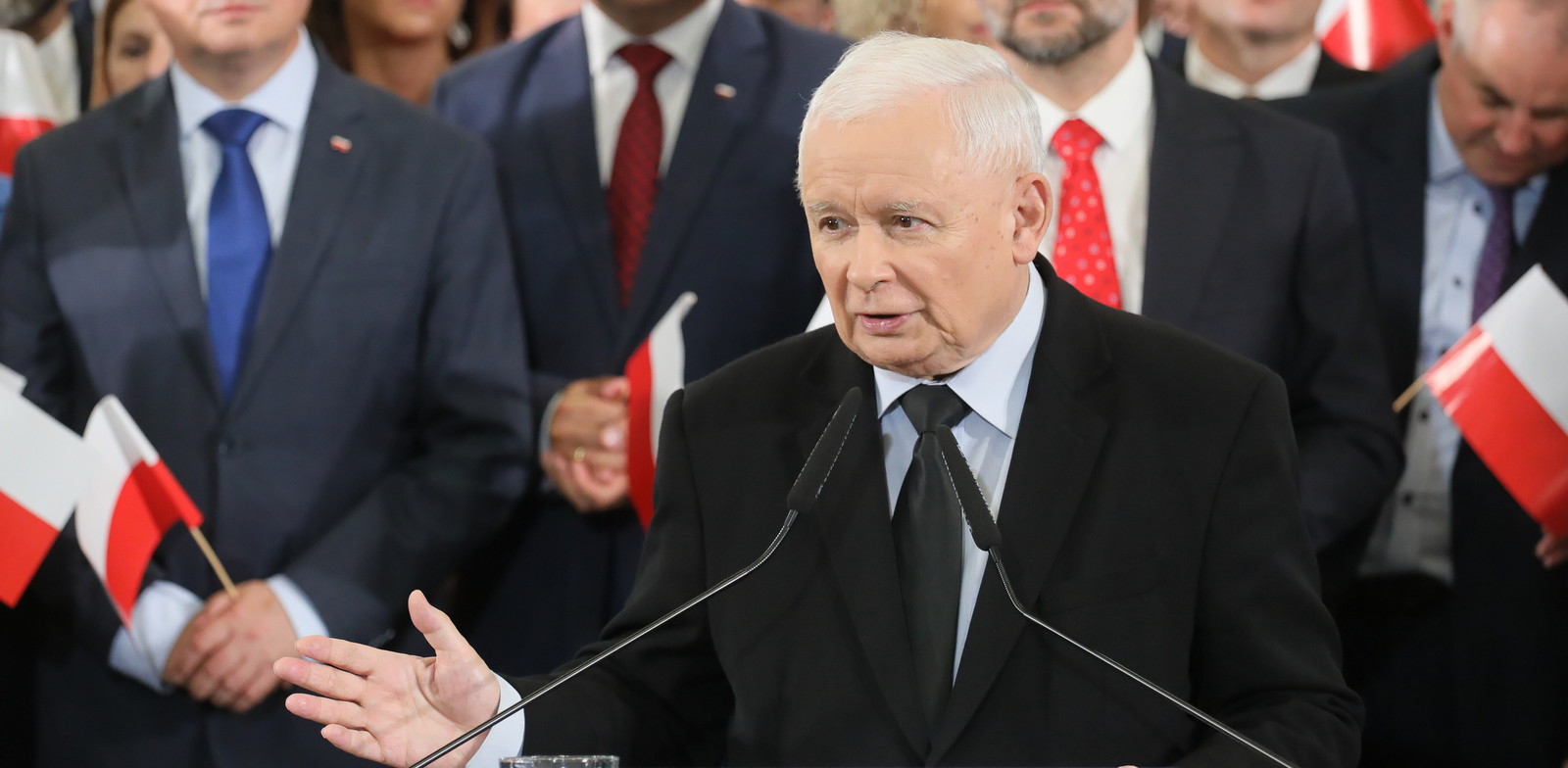Kaczyński orders the border with the Czech Republic and Slovakia to be ...
