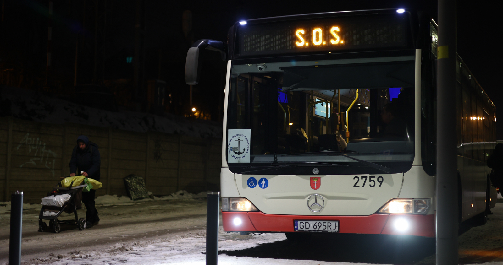Jesień i zima to wyjątkowo ciężki okres dla osób bezdomnych. Pomoc ...